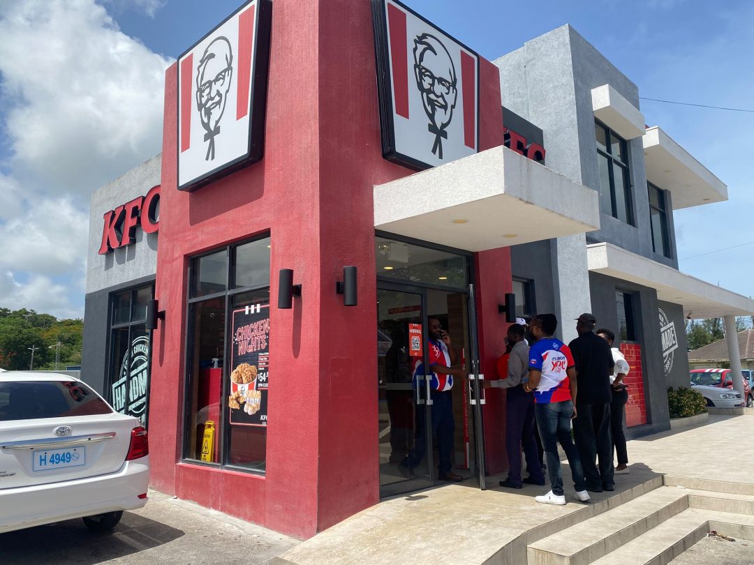 KFC Workers Protest Conditions - Starcom Network